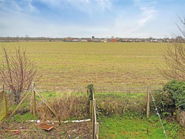 For Sale 2 Bedroom Apartment Southend On Sea Essex DLS98477565