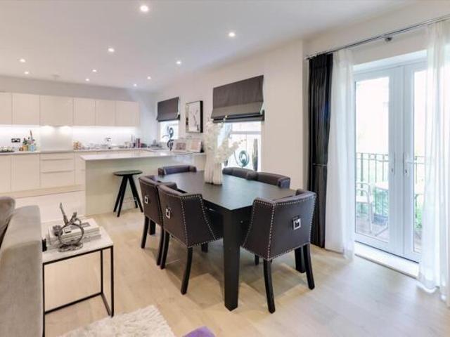 For Sale 2 Bedroom Apartment Tunbridge Wells Kent DS98930221