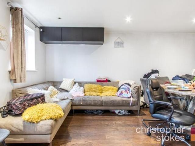 For Sale 2 Bedroom Apartment Waltham Cross Hertfordshire DLS100502909