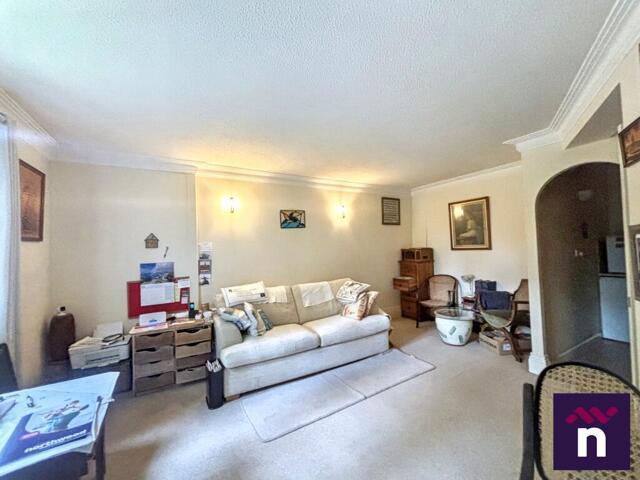 For Sale 2 Bedroom Apartment Warminster Wiltshire DLS100855314