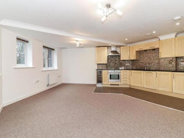 For Sale 2 Bedroom Apartment Watford Hertfordshire DLS99926230