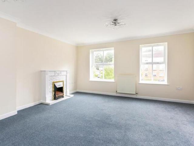 For Sale 2 Bedroom Apartment Watford Hertfordshire DLS100649037