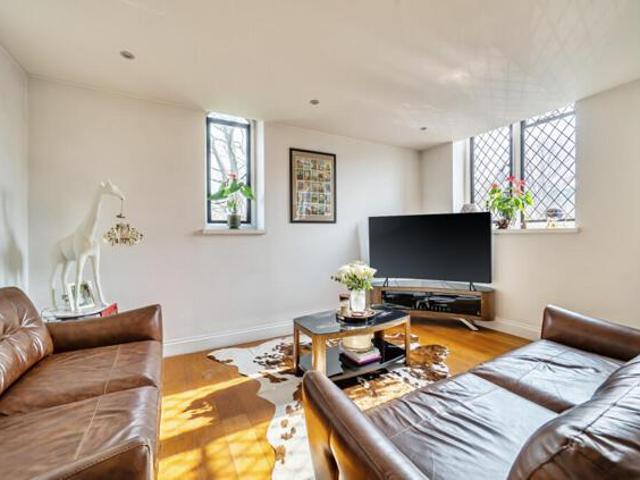 For Sale 2 Bedroom Apartment Windsor Berkshire DS100615268