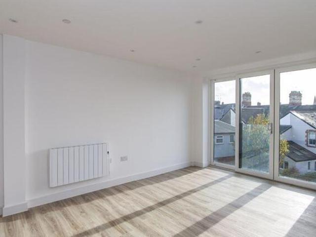 For Sale 2 Bedroom Apartment Windsor Road Windsor Road DS100132596