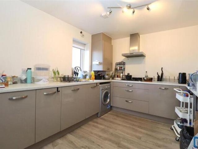 For Sale 2 Bedroom Apartment Woking Surrey DLS98504041