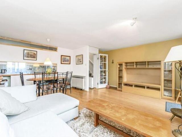 For Sale 2 Bedroom Apartment Woodford Green Greater London DLS99735939