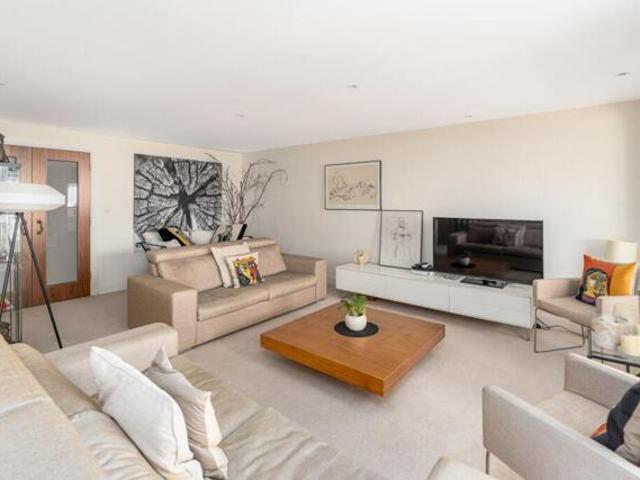 For Sale 2 Bedroom Apartment Worthing West Sussex DS101316493