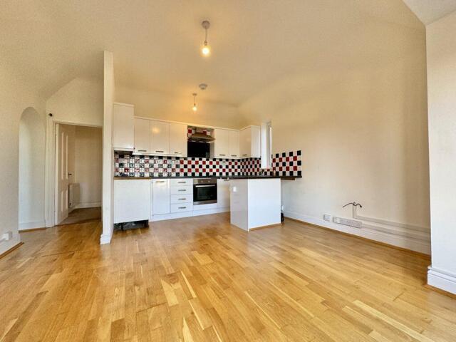 For Sale 2 Bedroom Apartment Yeovil Somerset DLS100096916