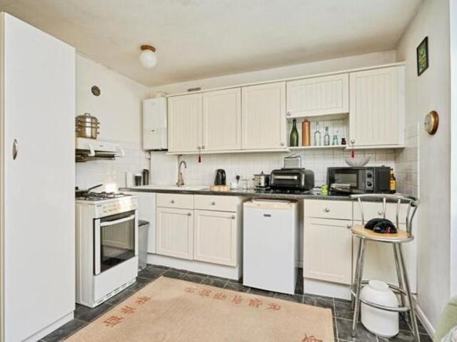 For Sale 2 Bedroom Bungalow Cowes Isle Of Wight DS101278041