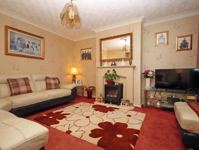 For Sale 2 Bedroom Bungalow Caernarfon Gwynedd DLS98477208