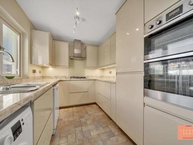 For Sale 2 Bedroom Bungalow Caerphilly Caerphilly DS99380853