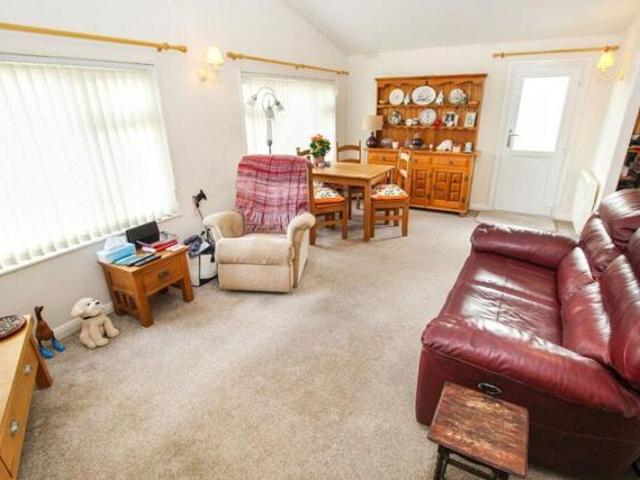 For Sale 2 Bedroom Bungalow Canterbury Kent DS98864464
