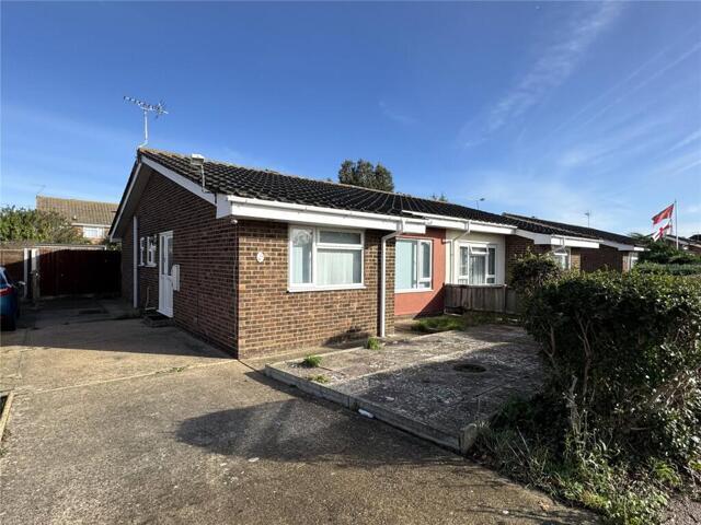 For Sale 2 Bedroom Bungalow Clacton on sea Essex DLS98321926