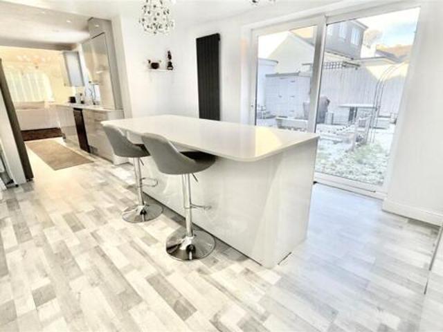 For Sale 2 Bedroom Bungalow Birkenhead Wirral DS100057752