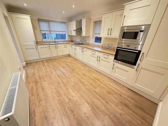 For Sale 2 Bedroom Bungalow Birkenhead Merseyside DS98649352