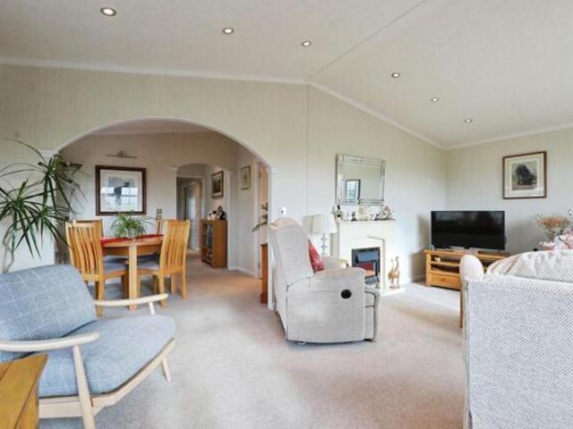 For Sale 2 Bedroom Bungalow Broadway Worcestershire DS100881564