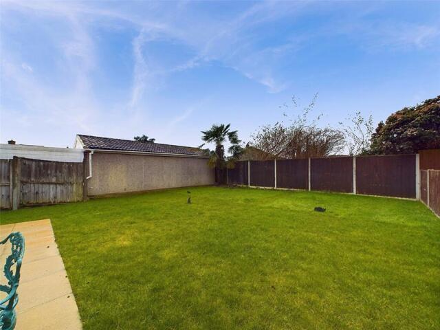 For Sale 2 Bedroom Bungalow Gloucester Gloucestershire DS88877183
