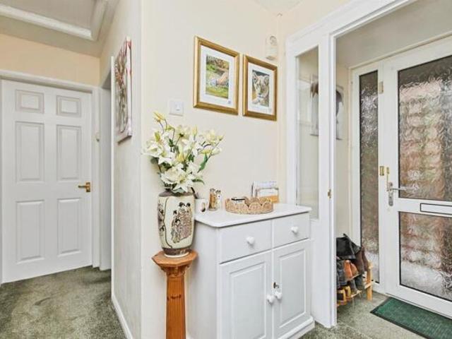 For Sale 2 Bedroom Bungalow Derby Derbyshire DS99688276
