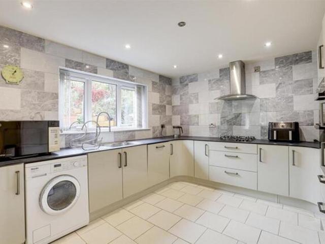 For Sale 2 Bedroom Bungalow Derbyshire Derbyshire DS99344638