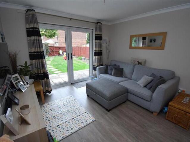 For Sale 2 Bedroom Bungalow Dunstable Central Bedfordshire DS98278055