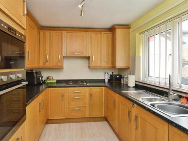 For Sale 2 Bedroom Bungalow Eaglestone Eaglestone DLS99895672