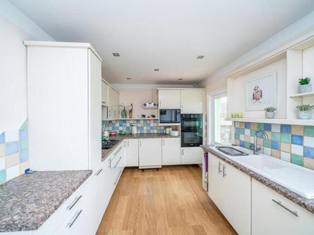 For Sale 2 Bedroom Bungalow Essington Essington DLS99437198