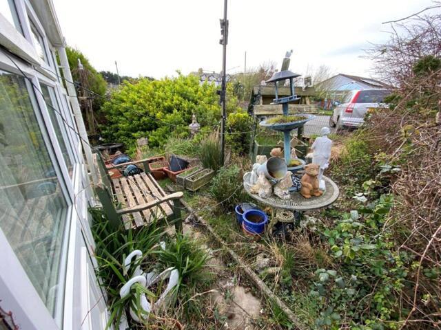 For Sale 2 Bedroom Bungalow Fairbourne Gwynedd DS100881651