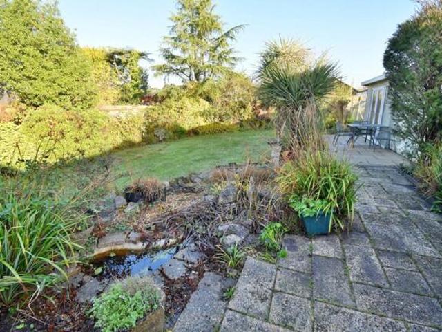 For Sale 2 Bedroom Bungalow Ferndown Dorset DLS98969283