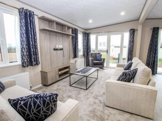 For Sale 2 Bedroom Bungalow Kent Kent DS98278028