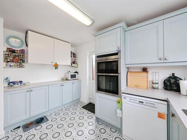 For Sale 2 Bedroom Bungalow Kilburn Kilburn DLS100503298