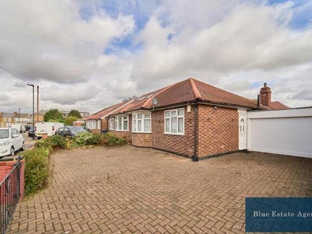 For Sale 2 Bedroom Bungalow Hounslow Greater London DS99277694