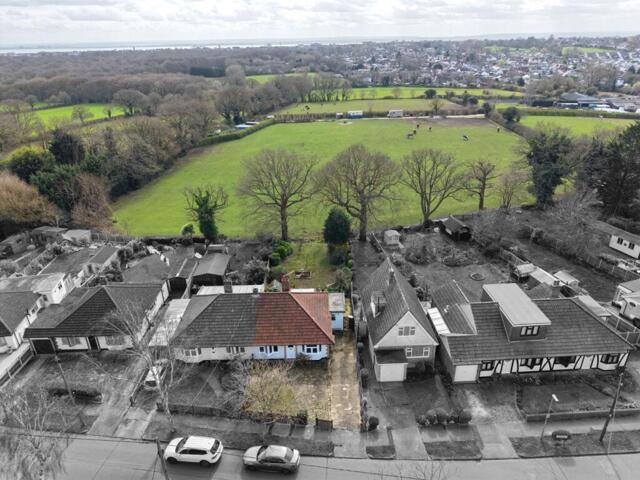 For Sale 2 Bedroom Bungalow Hadleigh Hadleigh DS101351989