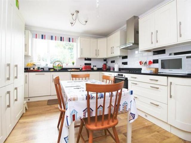 For Sale 2 Bedroom Bungalow Hampshire Hampshire DS99523545