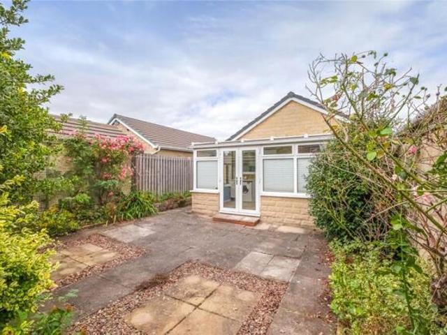 For Sale 2 Bedroom Bungalow Huddersfield Kirklees DLS99344950