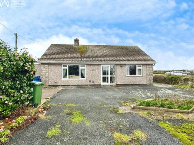 For Sale 2 Bedroom Bungalow Isle Of Anglesey Isle Of Anglesey DLS101955443
