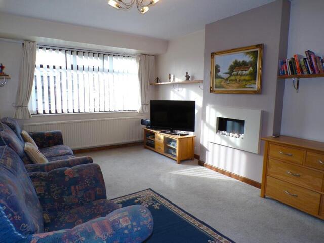 For Sale 2 Bedroom Bungalow Oldham Greater Manchester DS99315309
