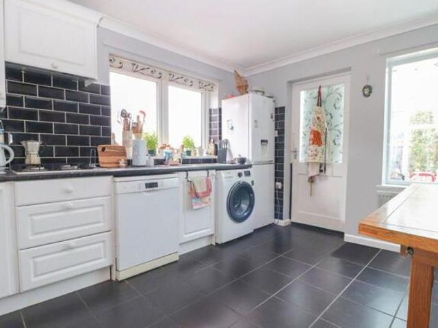 For Sale 2 Bedroom Bungalow Lowestoft Suffolk DLS101316519