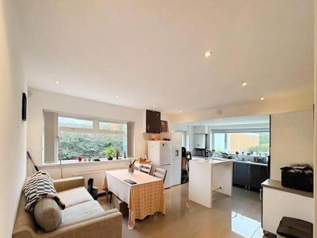 For Sale 2 Bedroom Bungalow Long Eaton Derbyshire DLS99895604