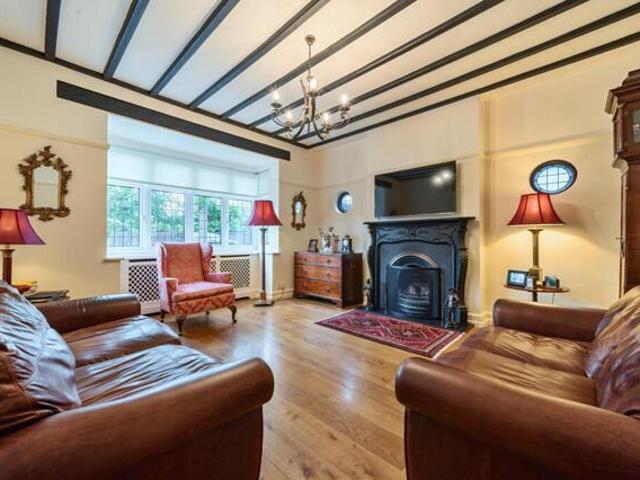 For Sale 2 Bedroom Bungalow London Greater London DS101996015