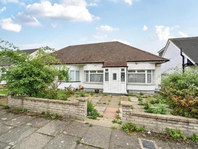 For Sale 2 Bedroom Bungalow London Greater London DS98648814