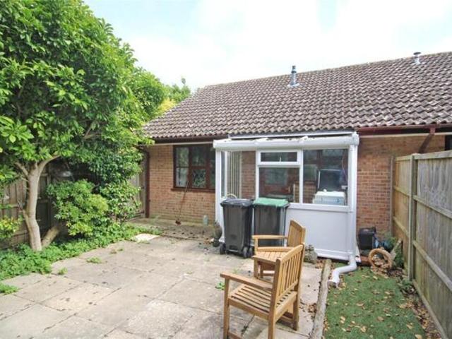 For Sale 2 Bedroom Bungalow Lymington Hampshire DLS101777637