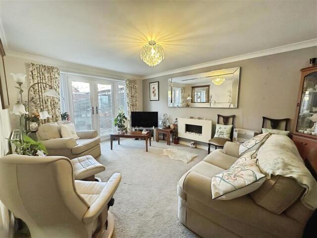 For Sale 2 Bedroom Bungalow Mansfield Nottinghamshire DLS98503640