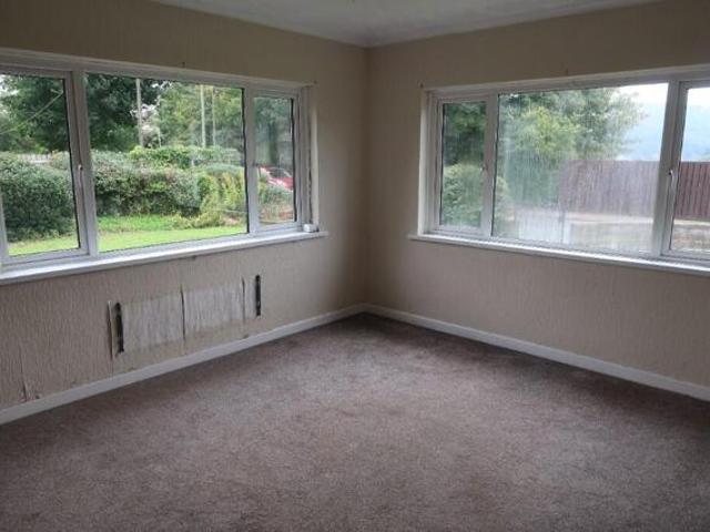 For Sale 2 Bedroom Bungalow Newbridge Caerphilly DS99808596