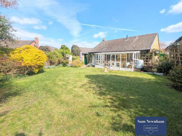 For Sale 2 Bedroom Bungalow Newport Isle Of Wight DS101677696
