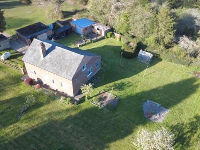 For Sale 2 Bedroom Bungalow Southampton Hampshire DS101931775