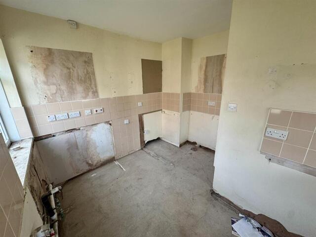 For Sale 2 Bedroom Bungalow Shawbury Shawbury DS100398635
