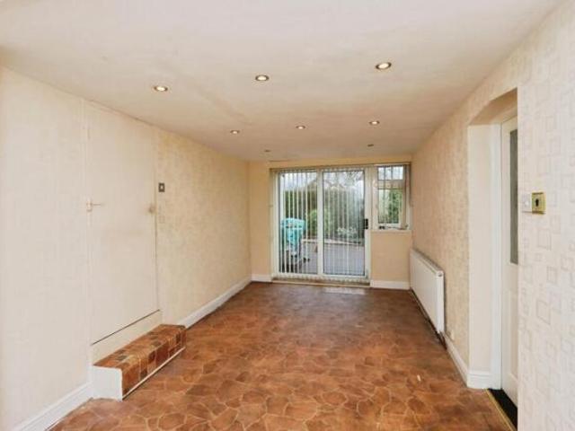 For Sale 2 Bedroom Bungalow Sheffield Sheffield DS99952297