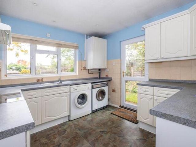 For Sale 2 Bedroom Bungalow Shepperton Surrey DS98687529