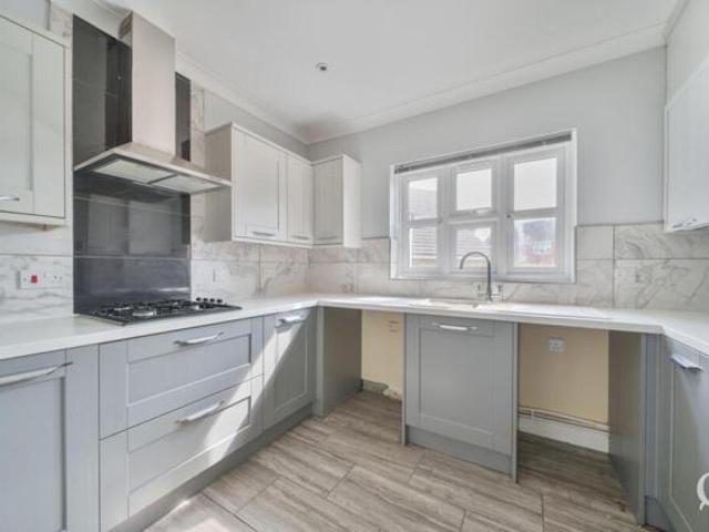 For Sale 2 Bedroom Bungalow Sittingbourne Kent DS100024154