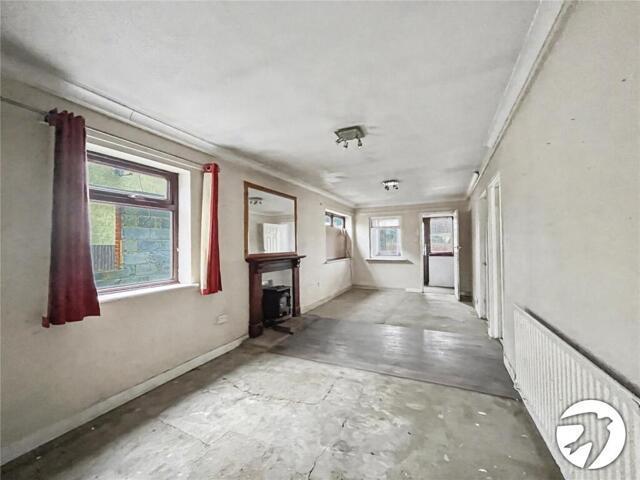 For Sale 2 Bedroom Bungalow Sittingbourne Kent DS99092805
